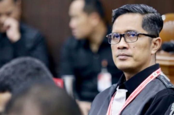Catatan Jalan Febri Diansyah Dalam Pusaran HK – HUKUM WATCH